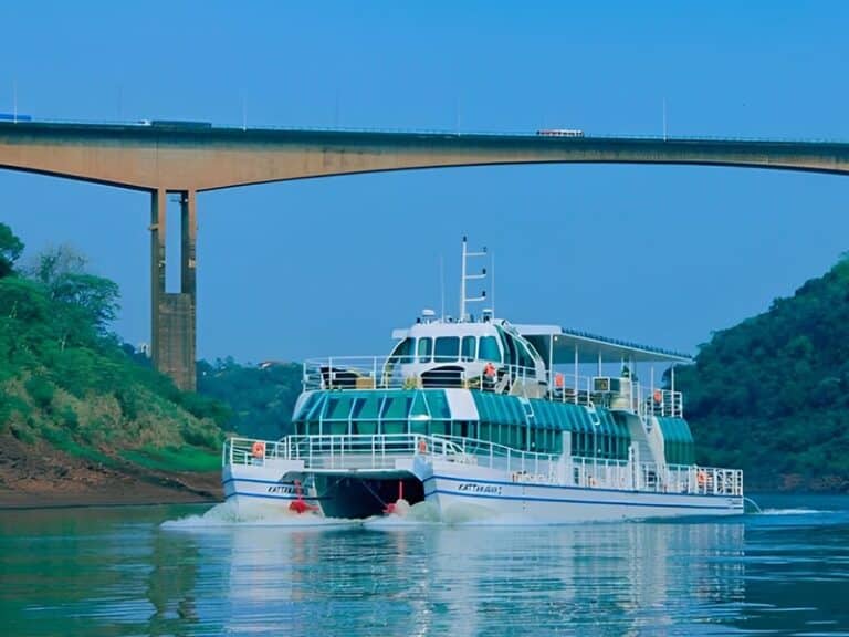 Como Fazer o Passeio de Kattamaram em Foz do Iguaçu: Guia Completo ...